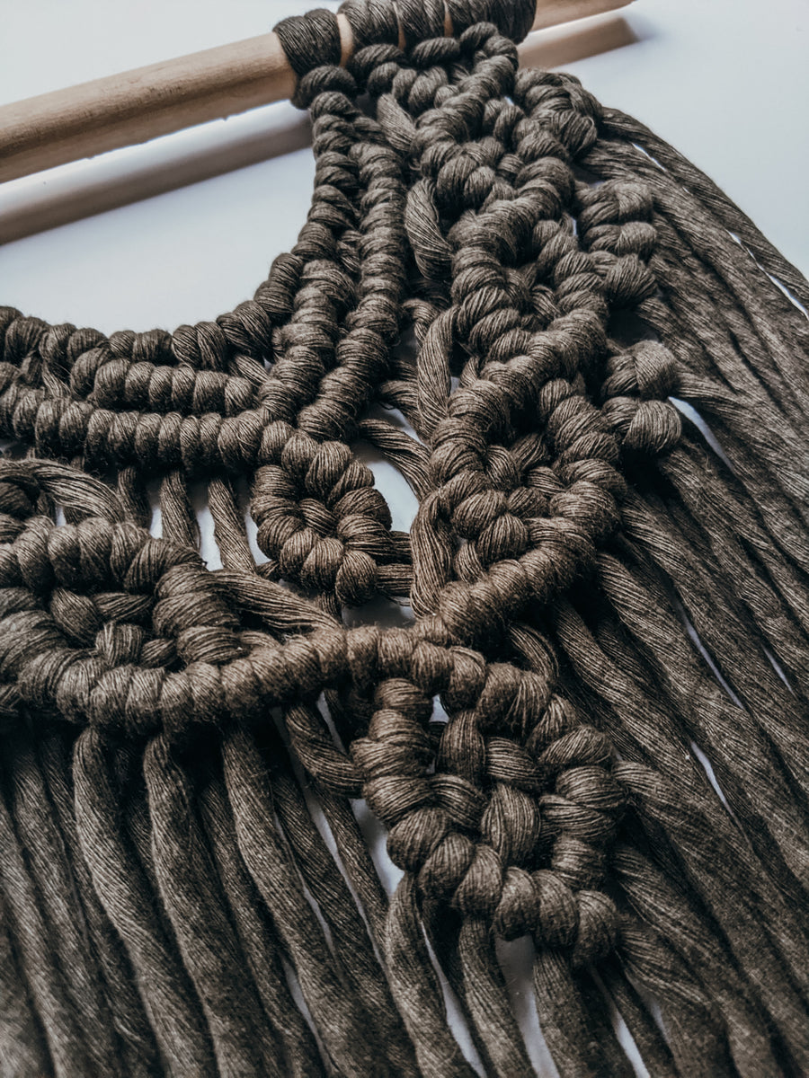 Olive // Macrame Wall Haging – Minimalist Macrame